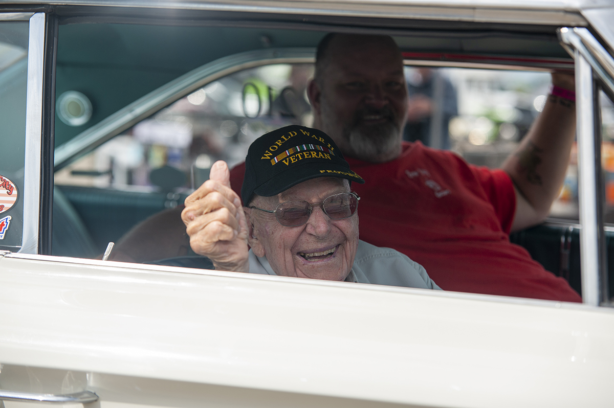 Kenosha County Sheriff's Detective Takes 99-Year-Old Military General ...