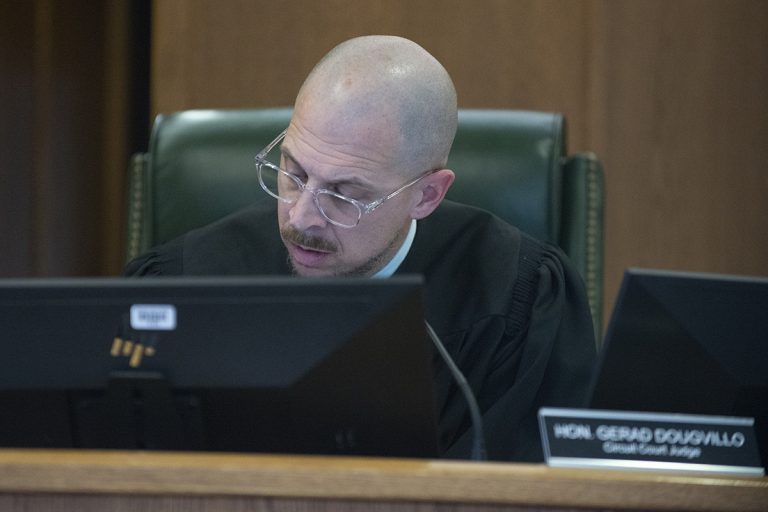 Kenosha Murder Trial: Defendant to Represent Himself in Court - Kenosha ...