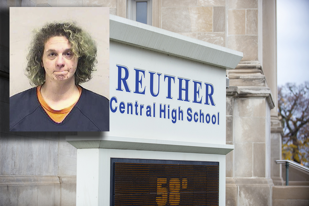 Kenosha Unified Janitor Charged With Obstructing And Resisting Police ...