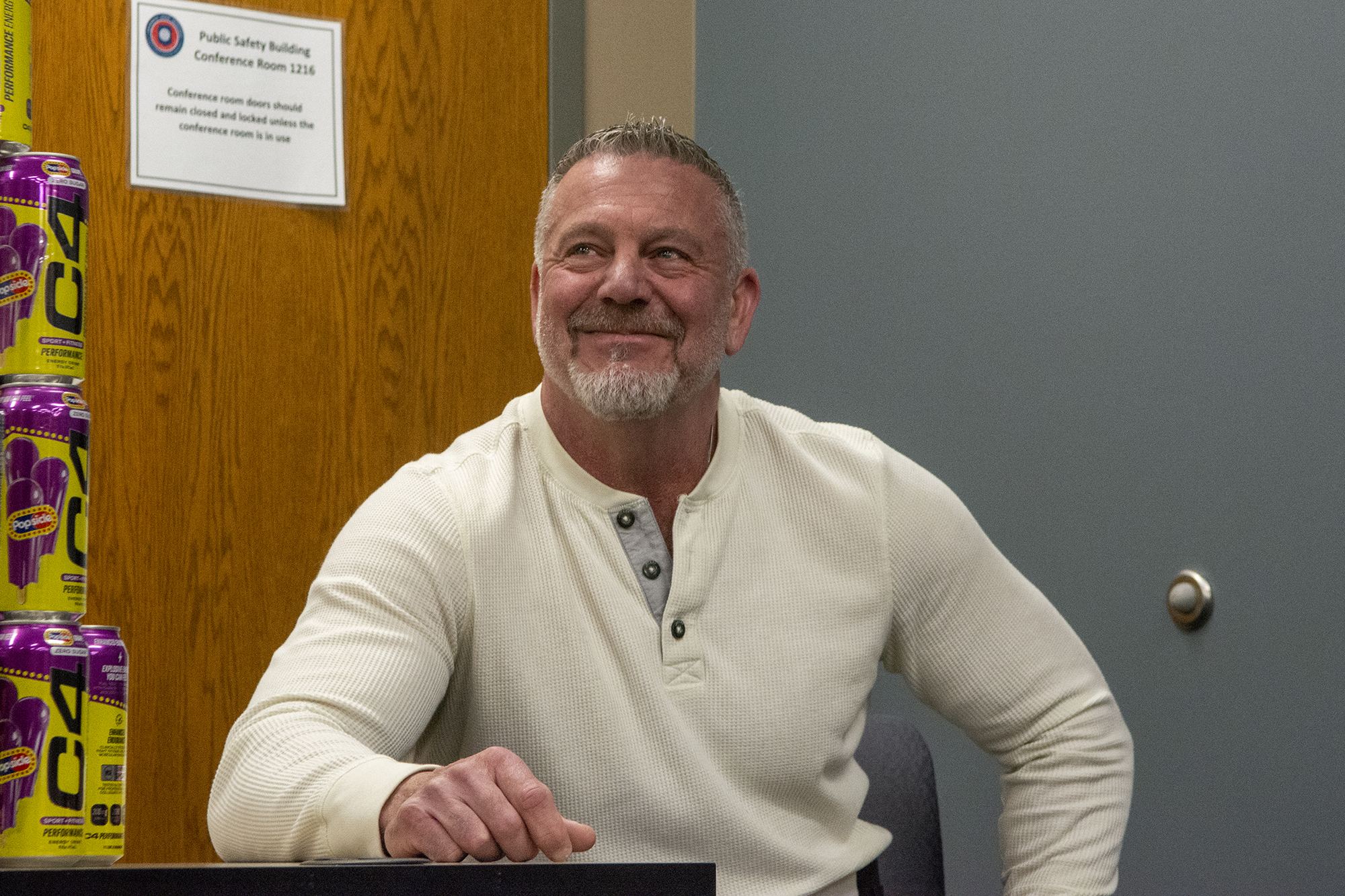 Detective Pete Deates Celebrated At Retirement Party After 23 Years Of ...