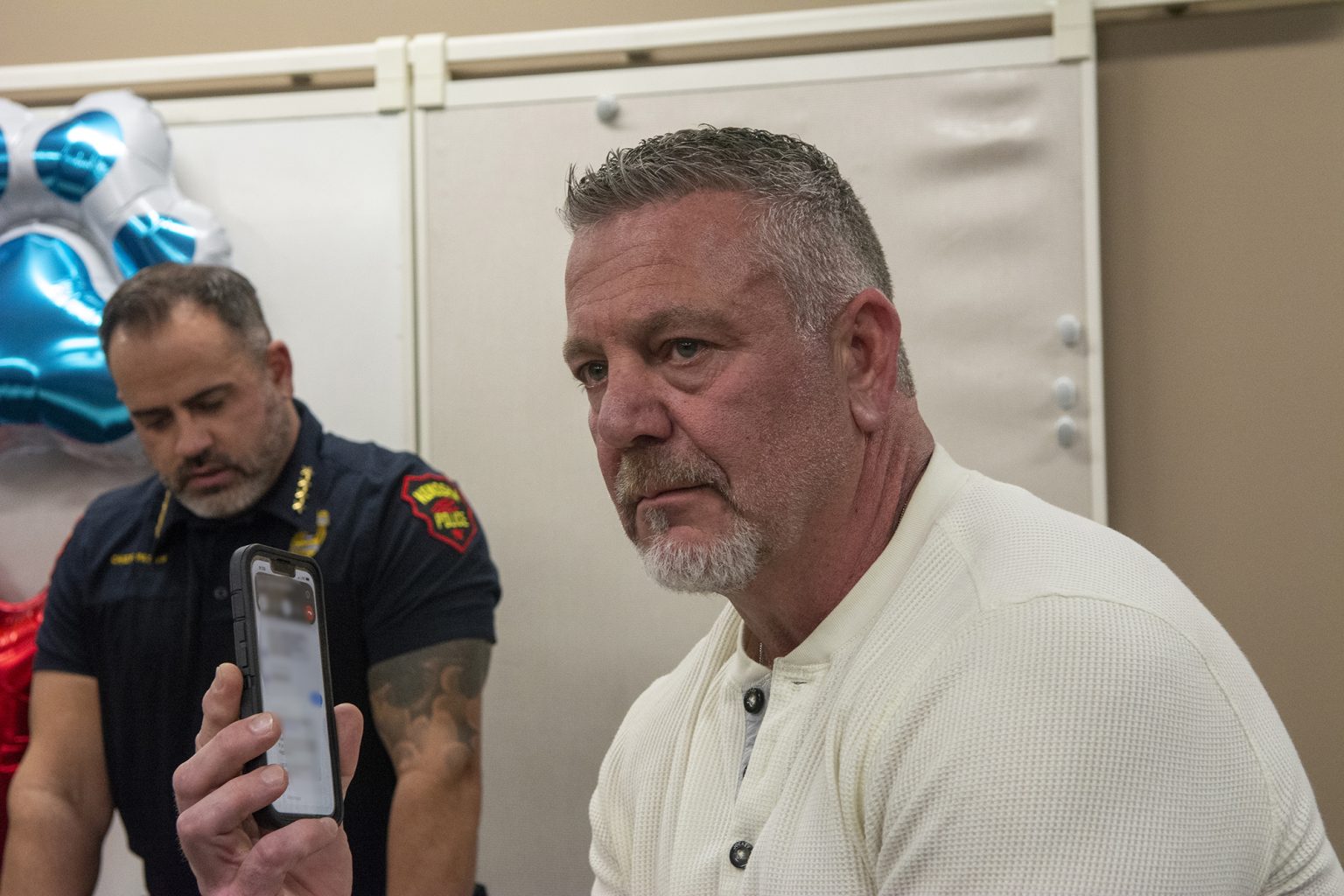 Detective Pete Deates Celebrated At Retirement Party After 23 Years Of ...