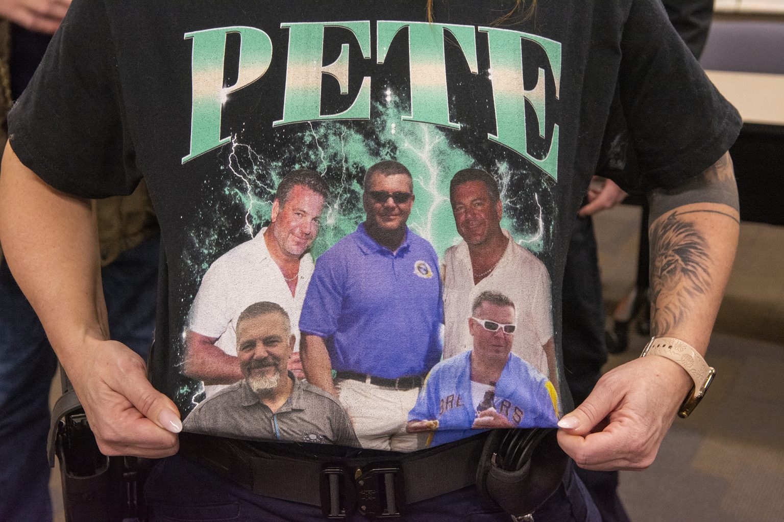 Detective Pete Deates Celebrated At Retirement Party After 23 Years Of ...