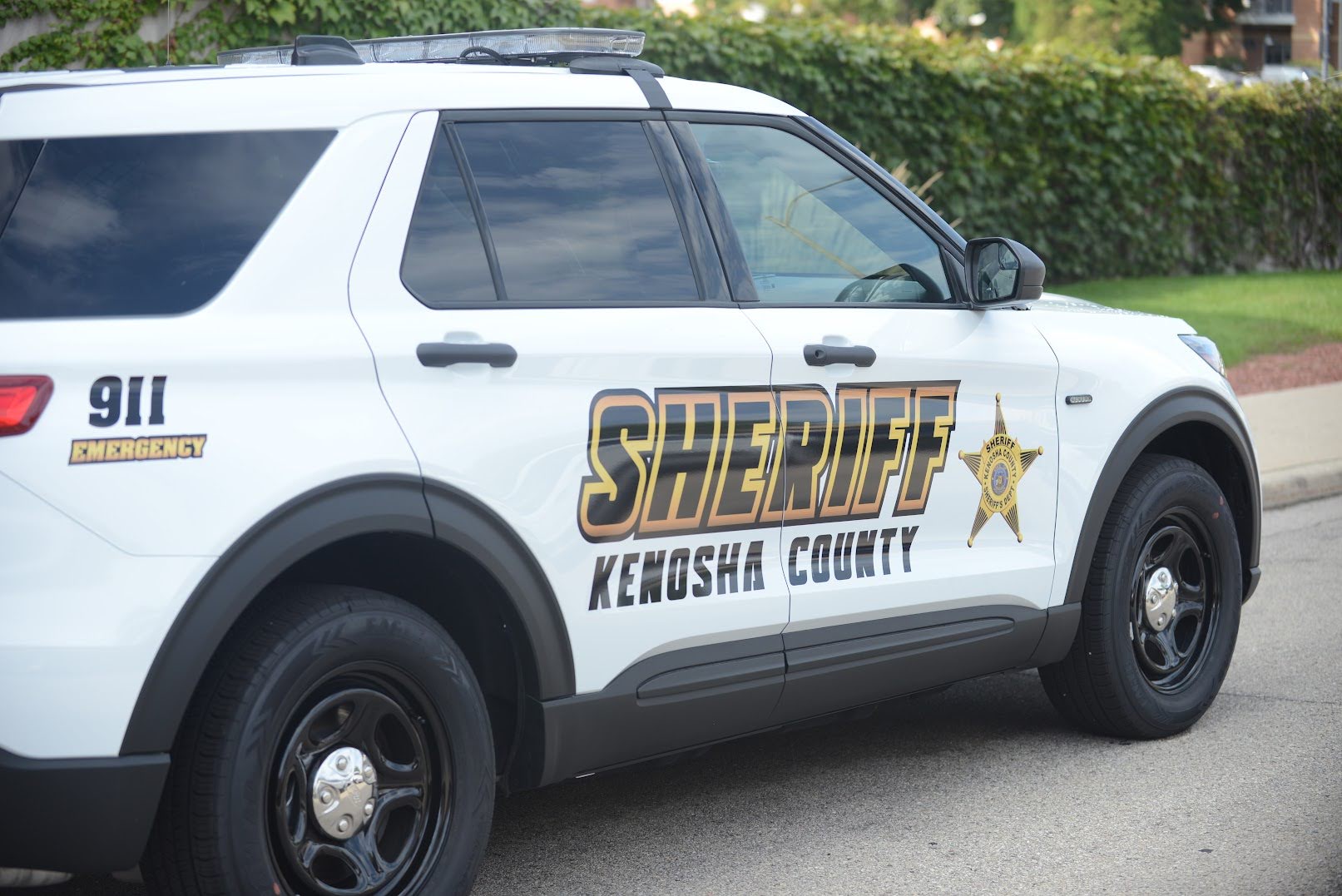 Man Found Dead On Railroad Tracks Behind D'Railed Bar In Apparent ...